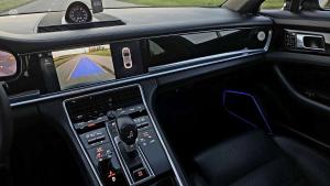 Black Porsche Panamera 2017 in Siauliai, with an engine capacity of 4.00 L and mileage of 225 thousand km for 49600 €, photo 21 on AUTOMOTO.COM.LV
