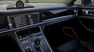 Black Porsche Panamera 2017 in Siauliai, with an engine capacity of 4.00 L and mileage of 225 thousand km for 49600 €, photo 49 on AUTOMOTO.COM.LV