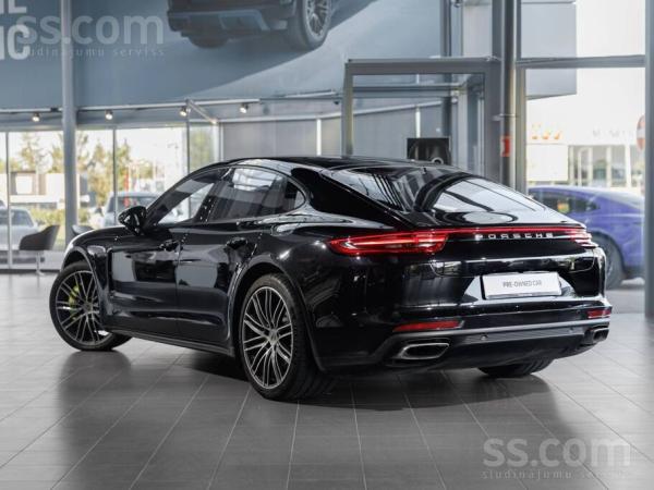Melns Porsche Panamera 2018 Rīga, ar dzinēja tilpumu 3.00 L un nobraukumu 190 tūkst. km par 39900 €, foto 10 vietnē AUTOMOTO.COM.LV