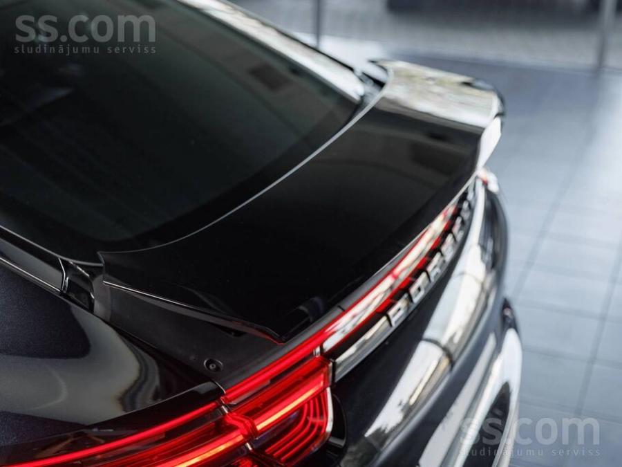 Melns Porsche Panamera 2018 Rīga, ar dzinēja tilpumu 3.00 L un nobraukumu 190 tūkst. km par 39900 €, foto 14 vietnē AUTOMOTO.COM.LV