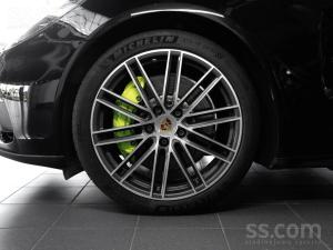 Melns Porsche Panamera 2018 Rīga, ar dzinēja tilpumu 3.00 L un nobraukumu 190 tūkst. km par 39900 €, foto 19 vietnē AUTOMOTO.COM.LV
