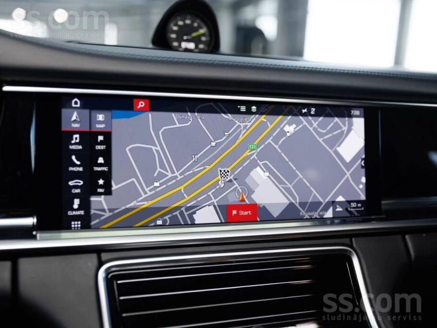 Melns Porsche Panamera 2018 Rīga, ar dzinēja tilpumu 3.00 L un nobraukumu 190 tūkst. km par 39900 €, foto 23 vietnē AUTOMOTO.COM.LV