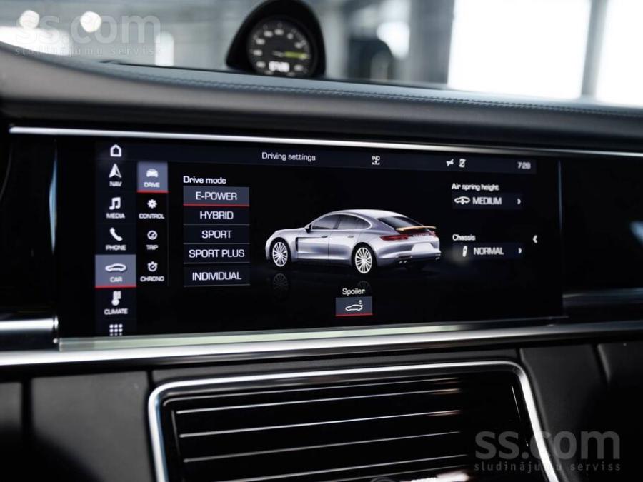 Melns Porsche Panamera 2018 Rīga, ar dzinēja tilpumu 3.00 L un nobraukumu 190 tūkst. km par 39900 €, foto 26 vietnē AUTOMOTO.COM.LV