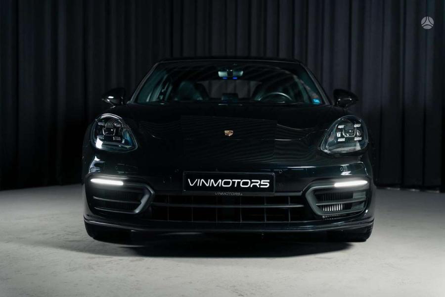 Melns Porsche Panamera 2021 Viļņa, ar dzinēja tilpumu 2.89 L un nobraukumu 69 tūkst. km par 59000 €, foto 2 vietnē AUTOMOTO.COM.LV