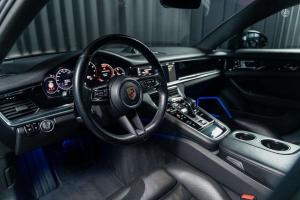 Melns Porsche Panamera 2021 Viļņa, ar dzinēja tilpumu 2.89 L un nobraukumu 69 tūkst. km par 59000 €, foto 15 vietnē AUTOMOTO.COM.LV