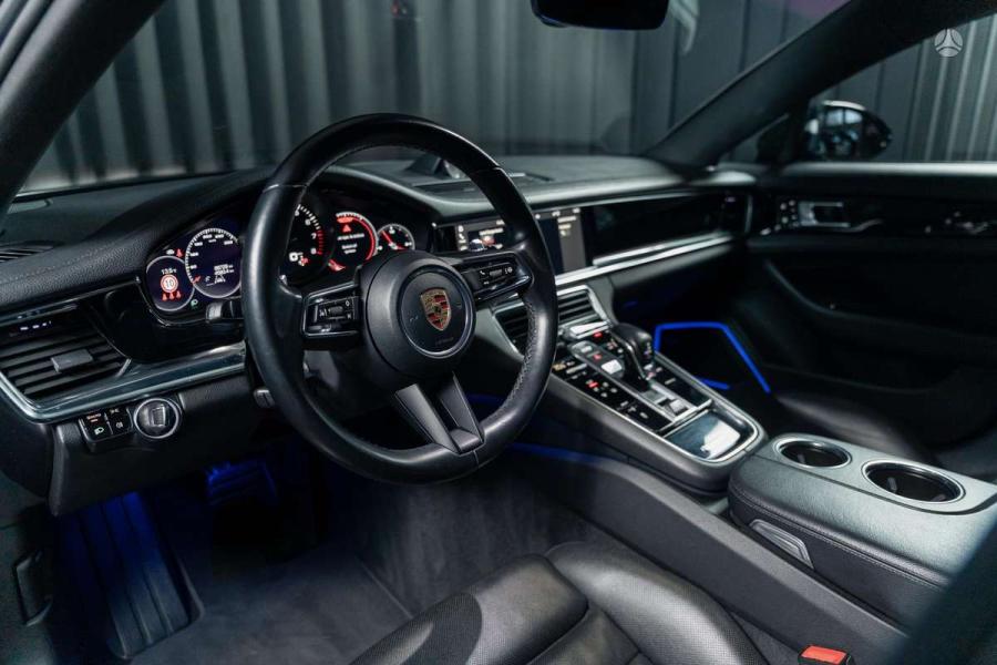 Melns Porsche Panamera 2021 Viļņa, ar dzinēja tilpumu 2.89 L un nobraukumu 69 tūkst. km par 59000 €, foto 15 vietnē AUTOMOTO.COM.LV