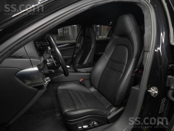 Melns Porsche Panamera 2021 Rīga, ar dzinēja tilpumu 3.00 L un nobraukumu 40 tūkst. km par 77000 €, foto 4 vietnē AUTOMOTO.COM.LV