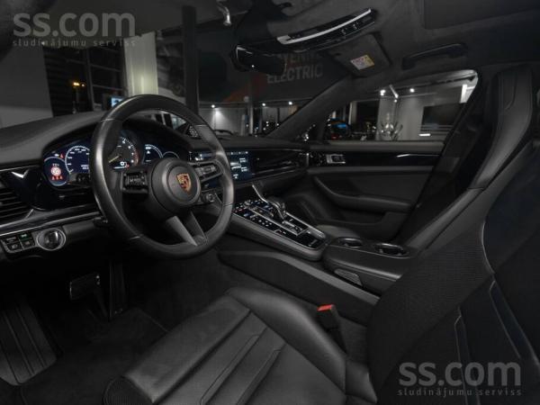Melns Porsche Panamera 2021 Rīga, ar dzinēja tilpumu 3.00 L un nobraukumu 40 tūkst. km par 77000 €, foto 5 vietnē AUTOMOTO.COM.LV