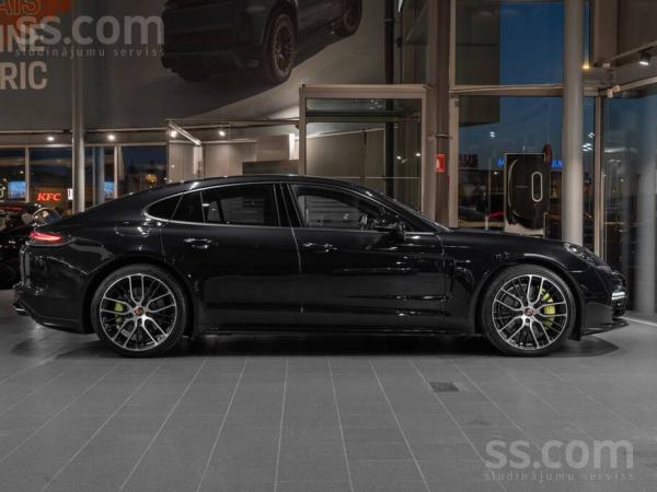 Melns Porsche Panamera 2021 Rīga, ar dzinēja tilpumu 3.00 L un nobraukumu 40 tūkst. km par 77000 €, foto 7 vietnē AUTOMOTO.COM.LV