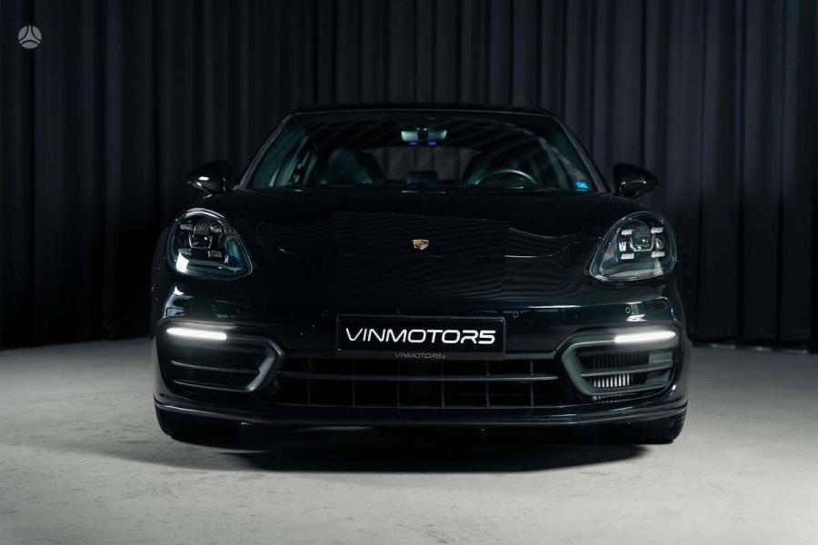 Black Porsche Panamera 2021 in Vilnius, with an engine capacity of 2.89 L and mileage of 69 thousand km for 51500 €, photo 3 on AUTOMOTO.COM.LV