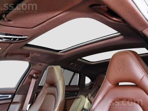 Melns Porsche Panamera 2021 Rīga, ar dzinēja tilpumu 2.90 L un nobraukumu 100 tūkst. km par 78990 €, foto 10 vietnē AUTOMOTO.COM.LV
