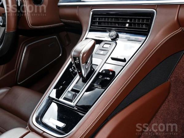 Melns Porsche Panamera 2021 Rīga, ar dzinēja tilpumu 2.90 L un nobraukumu 100 tūkst. km par 78990 €, foto 11 vietnē AUTOMOTO.COM.LV
