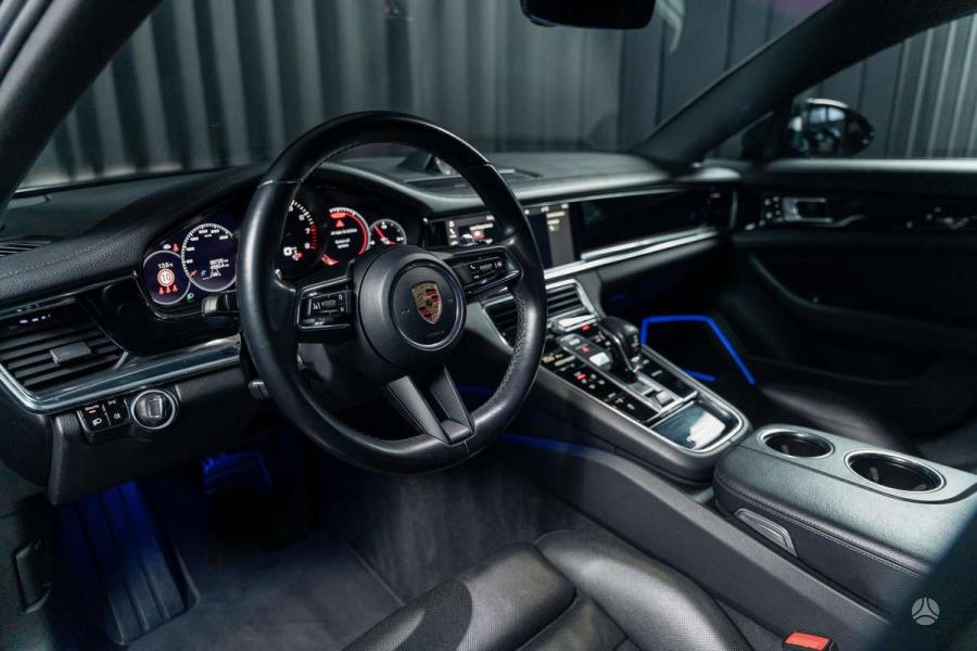 Melns Porsche Panamera 2021 Viļņa, ar dzinēja tilpumu 2.89 L un nobraukumu 69 tūkst. km par 51500 €, foto 16 vietnē AUTOMOTO.COM.LV