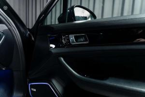 Melns Porsche Panamera 2021 Viļņa, ar dzinēja tilpumu 2.89 L un nobraukumu 69 tūkst. km par 51500 €, foto 25 vietnē AUTOMOTO.COM.LV
