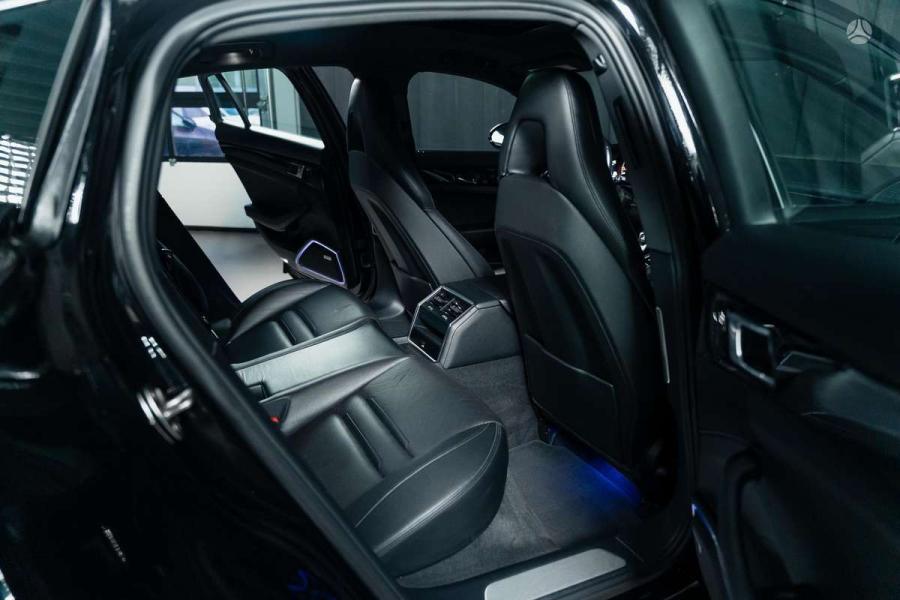 Melns Porsche Panamera 2021 Viļņa, ar dzinēja tilpumu 2.89 L un nobraukumu 69 tūkst. km par 51500 €, foto 27 vietnē AUTOMOTO.COM.LV