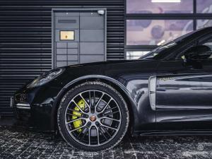 Melns Porsche Panamera 2022 Viļņa, ar dzinēja tilpumu 0.00 L un nobraukumu 75 tūkst. km par 79911 €, foto 17 vietnē AUTOMOTO.COM.LV