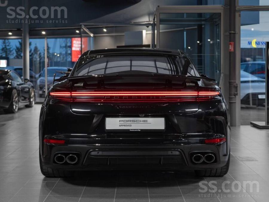 Melns Porsche Panamera 2025 Rīga, ar dzinēja tilpumu 4.00 L un nobraukumu 5 tūkst. km par 151000 €, foto 7 vietnē AUTOMOTO.COM.LV