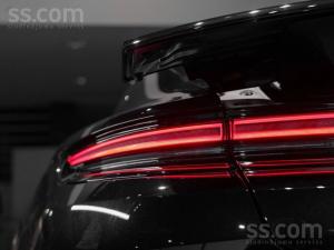 Melns Porsche Panamera 2025 Rīga, ar dzinēja tilpumu 4.00 L un nobraukumu 5 tūkst. km par 151000 €, foto 12 vietnē AUTOMOTO.COM.LV
