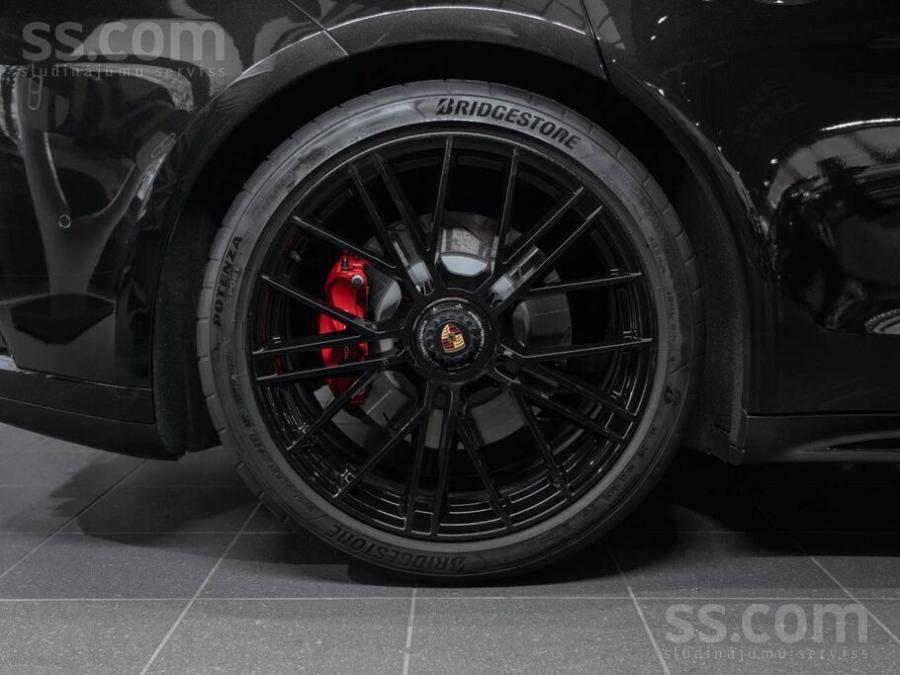 Melns Porsche Panamera 2025 Rīga, ar dzinēja tilpumu 4.00 L un nobraukumu 5 tūkst. km par 151000 €, foto 15 vietnē AUTOMOTO.COM.LV