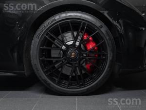 Melns Porsche Panamera 2025 Rīga, ar dzinēja tilpumu 4.00 L un nobraukumu 5 tūkst. km par 151000 €, foto 16 vietnē AUTOMOTO.COM.LV