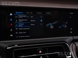 Melns Porsche Panamera 2025 Rīga, ar dzinēja tilpumu 4.00 L un nobraukumu 5 tūkst. km par 151000 €, foto 26 vietnē AUTOMOTO.COM.LV