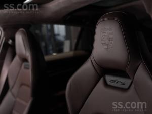 Melns Porsche Panamera 2025 Rīga, ar dzinēja tilpumu 4.00 L un nobraukumu 5 tūkst. km par 151000 €, foto 36 vietnē AUTOMOTO.COM.LV