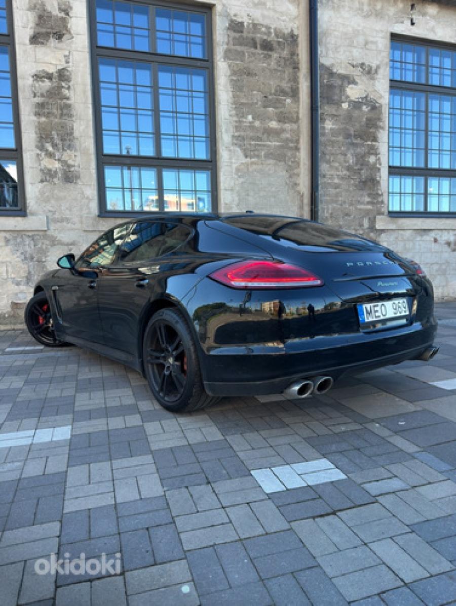 Melns Porsche Panamera 2012 Tallina, ar dzinēja tilpumu 3.60 L un nobraukumu 138 tūkst. km par 17999 €, foto 4 vietnē AUTOMOTO.COM.LV