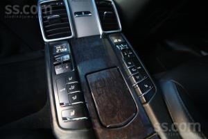 Melns Porsche Panamera 2014 Rīga, ar dzinēja tilpumu 3.00 L un nobraukumu 175 tūkst. km par 19500 €, foto 6 vietnē AUTOMOTO.COM.LV
