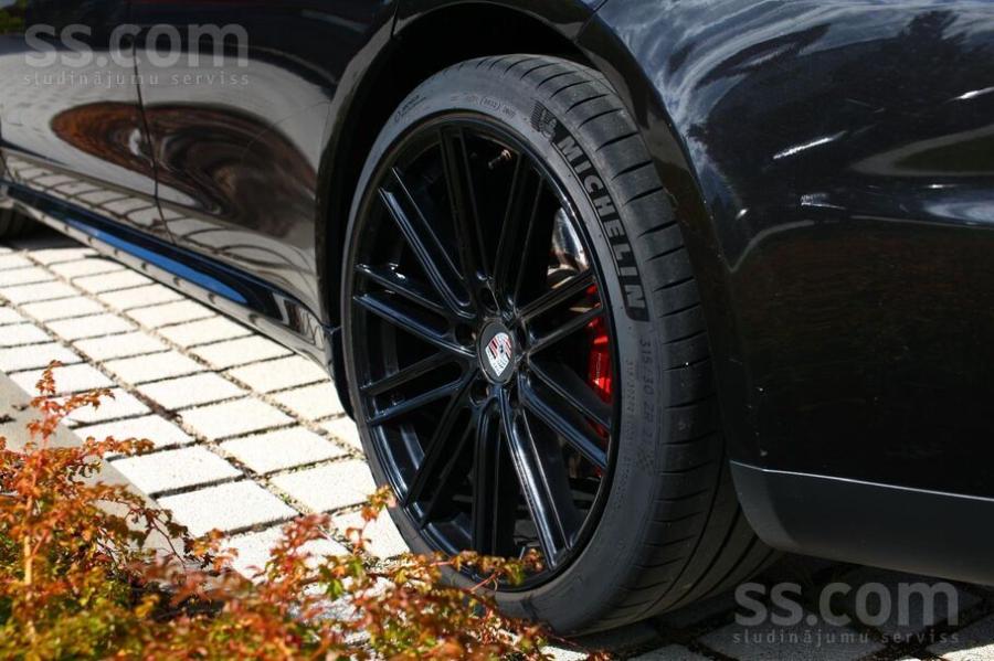 Melns Porsche Panamera 2014 Rīga, ar dzinēja tilpumu 3.00 L un nobraukumu 175 tūkst. km par 19500 €, foto 21 vietnē AUTOMOTO.COM.LV