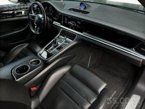 Melns Porsche Panamera 2018 Rīga, ar dzinēja tilpumu 2.90 L un nobraukumu 202 tūkst. km par 40900 €, foto 6 vietnē AUTOMOTO.COM.LV