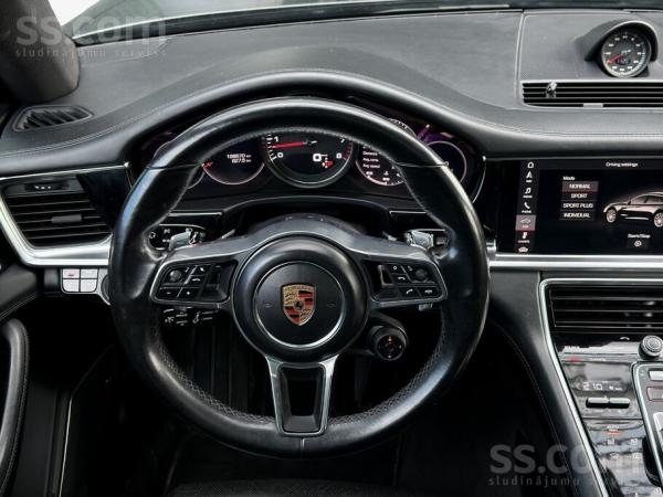 Melns Porsche Panamera 2018 Rīga, ar dzinēja tilpumu 2.90 L un nobraukumu 202 tūkst. km par 40900 €, foto 8 vietnē AUTOMOTO.COM.LV