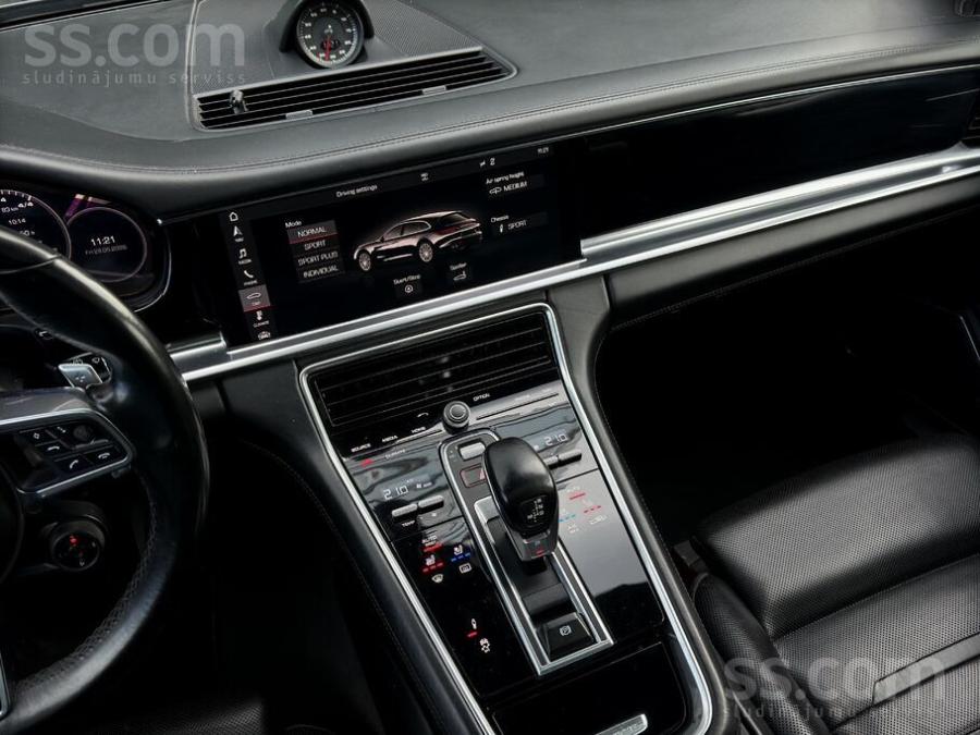 Melns Porsche Panamera 2018 Rīga, ar dzinēja tilpumu 2.90 L un nobraukumu 202 tūkst. km par 40900 €, foto 10 vietnē AUTOMOTO.COM.LV