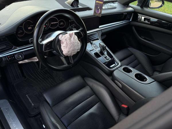 Melns Porsche Panamera 2018 Ukmergė, ar dzinēja tilpumu 2.89 L un nobraukumu 181 tūkst. km par 20800 €, foto 9 vietnē AUTOMOTO.COM.LV