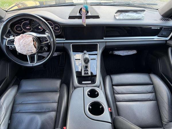 Melns Porsche Panamera 2018 Ukmergė, ar dzinēja tilpumu 2.89 L un nobraukumu 181 tūkst. km par 20800 €, foto 10 vietnē AUTOMOTO.COM.LV