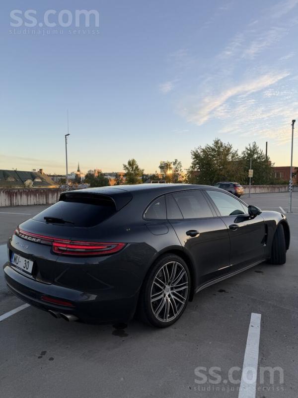 Porsche Panamera 2018 RÄ«ga vietnÄ Melns Porsche Panamera 2018 RÄ«ga, ar dzinÄja tilpumu 2.90 L un nobraukumu 205 tÅ«kst. km par 36990 ā¬, foto 3 vietnÄ AUTOMOTO.COM.LV