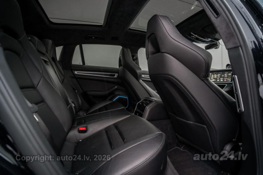 Melns Porsche Panamera 2019 Tartu, ar dzinēja tilpumu 4.00 L un nobraukumu 107 tūkst. km par 64900 €, foto 16 vietnē AUTOMOTO.COM.LV
