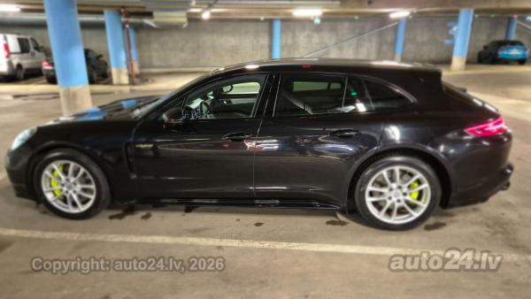 Black Porsche Panamera 2019 in Tallinn, with an engine capacity of 2.90 L and mileage of 138 thousand km for 66000 €, photo 7 on AUTOMOTO.COM.LV