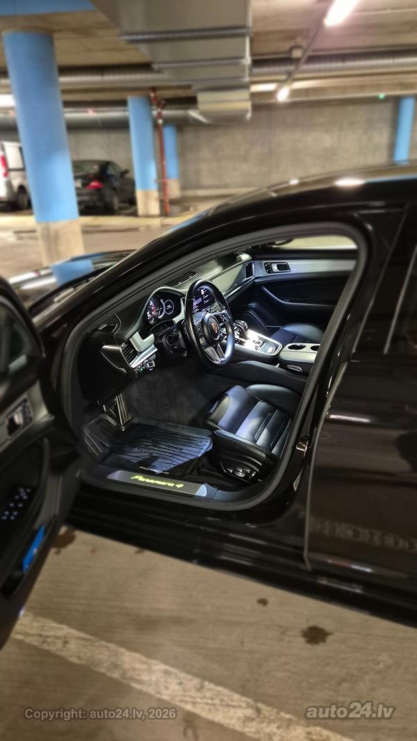 Black Porsche Panamera 2019 in Tallinn, with an engine capacity of 2.90 L and mileage of 138 thousand km for 66000 €, photo 8 on AUTOMOTO.COM.LV
