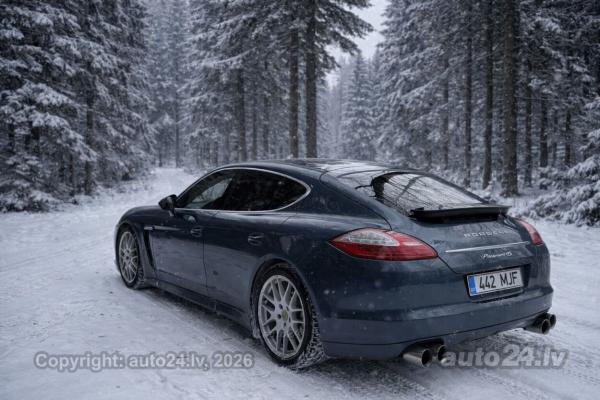 Zils Porsche Panamera 2010 Tartu, ar dzinēja tilpumu 4.80 L un nobraukumu 273 tūkst. km par 13999 €, foto 2 vietnē AUTOMOTO.COM.LV