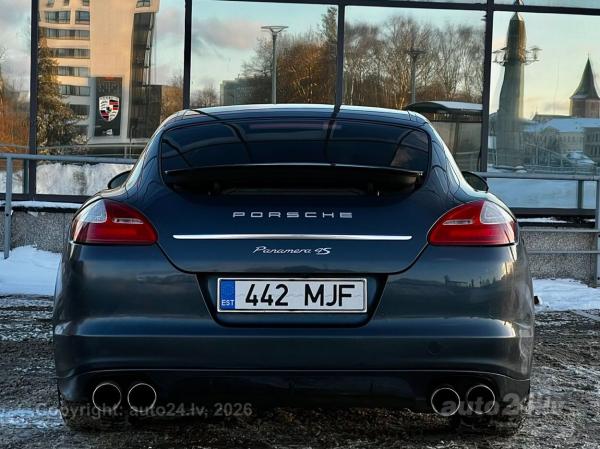 Blue Porsche Panamera 2011 in Tallinn, with an engine capacity of 4.80 L and mileage of 270 thousand km for 17500 €, photo 4 on AUTOMOTO.COM.LV