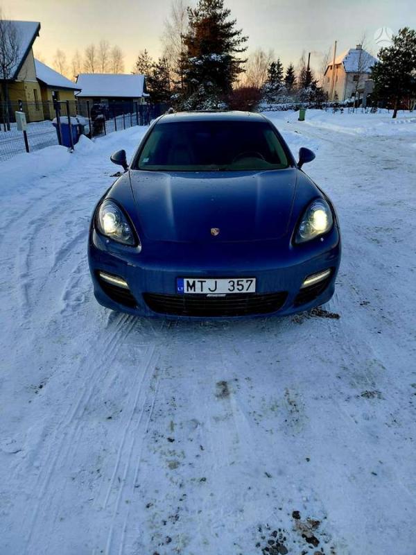 Zils Porsche Panamera 2012 Viļņa, ar dzinēja tilpumu 4.81 L un nobraukumu 227 tūkst. km par 12500 €, foto 2 vietnē AUTOMOTO.COM.LV