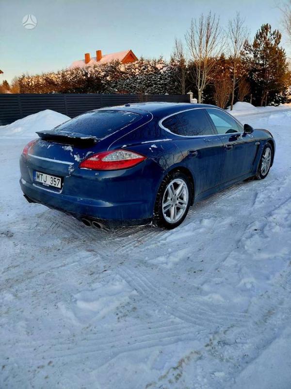 Zils Porsche Panamera 2012 Viļņa, ar dzinēja tilpumu 4.81 L un nobraukumu 227 tūkst. km par 12500 €, foto 5 vietnē AUTOMOTO.COM.LV