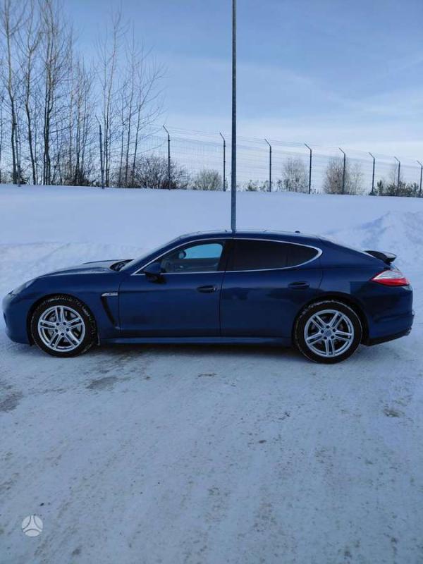 Zils Porsche Panamera 2012 Viļņa, ar dzinēja tilpumu 4.81 L un nobraukumu 228 tūkst. km par 12500 €, foto 8 vietnē AUTOMOTO.COM.LV