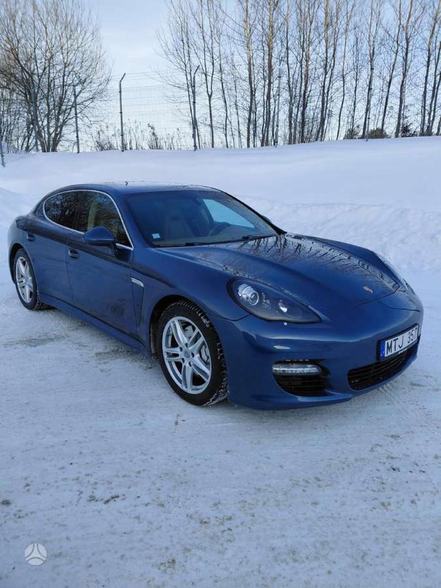 Blue Porsche Panamera 2012 in Vilnius, with an engine capacity of 4.81 L and mileage of 228 thousand km for 12500 €, photo 2 on AUTOMOTO.COM.LV