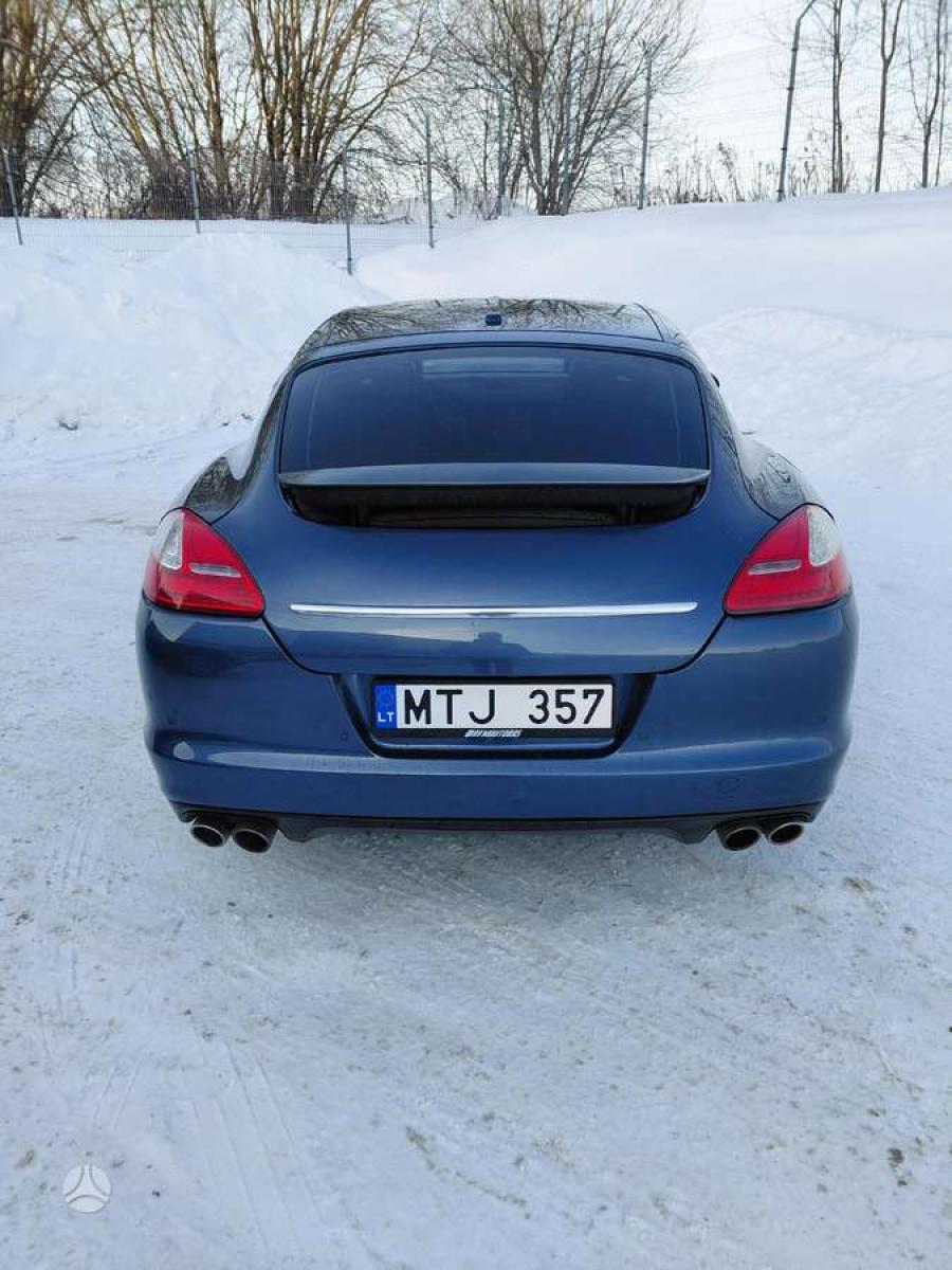 Blue Porsche Panamera 2012 in Vilnius, with an engine capacity of 4.81 L and mileage of 228 thousand km for 12500 €, photo 6 on AUTOMOTO.COM.LV