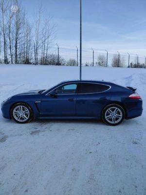 Blue Porsche Panamera 2012 in Vilnius, with an engine capacity of 4.81 L and mileage of 228 thousand km for 12500 €, photo 7 on AUTOMOTO.COM.LV