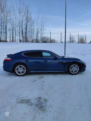 Blue Porsche Panamera 2012 in Vilnius, with an engine capacity of 4.81 L and mileage of 228 thousand km for 12500 €, photo 8 on AUTOMOTO.COM.LV