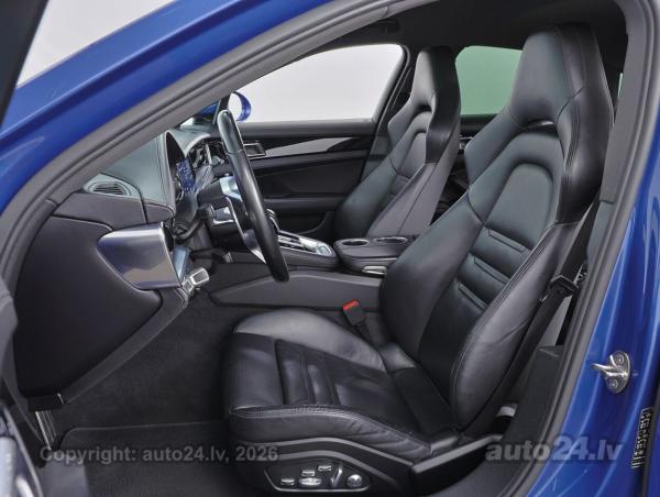 Blue Porsche Panamera 2016 in Tallinn, with an engine capacity of 2.90 L and mileage of 126 thousand km for 49000 €, photo 11 on AUTOMOTO.COM.LV