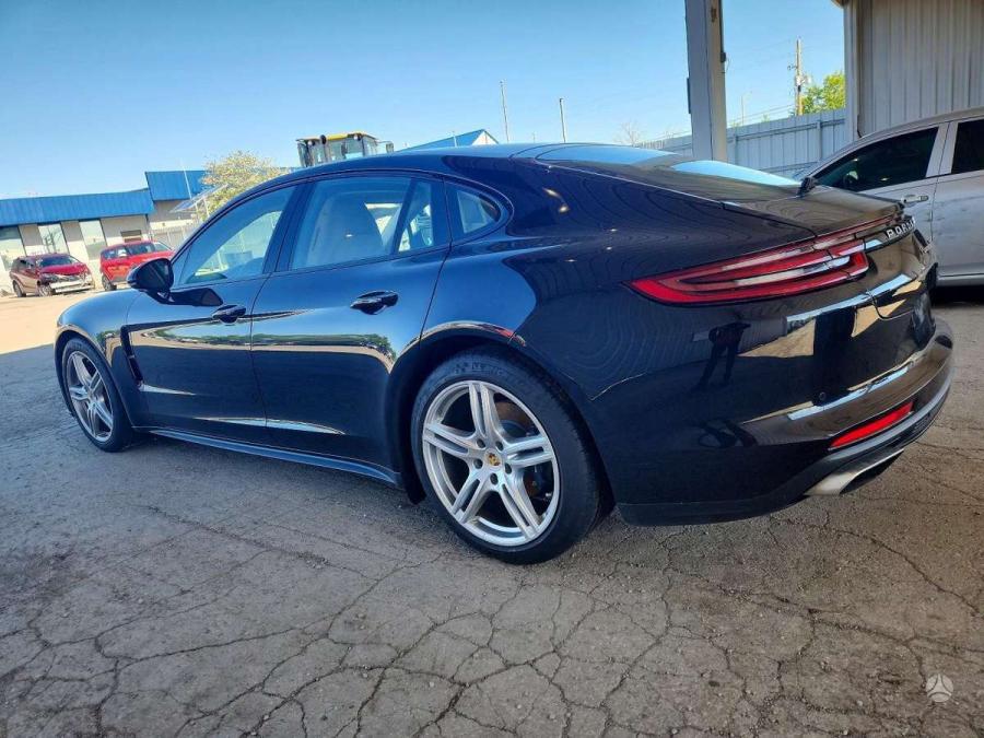 Zils Porsche Panamera 2017 Viļņa, ar dzinēja tilpumu 3.00 L un nobraukumu 90 tūkst. km par 19999 €, foto 3 vietnē AUTOMOTO.COM.LV