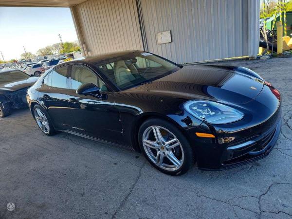 Blue Porsche Panamera 2017 in Vilnius, with an engine capacity of 3.00 L and mileage of 90 thousand km for 19999 €, photo 3 on AUTOMOTO.COM.LV